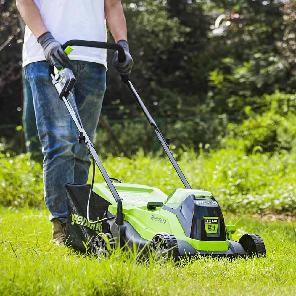 Greenworks battery lawn mower store
